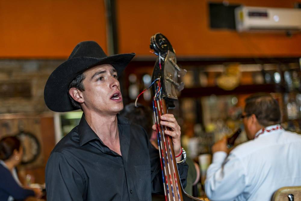 ¿Qué es un Fara Fara? Una tradición norteña que conquista los bares de ...