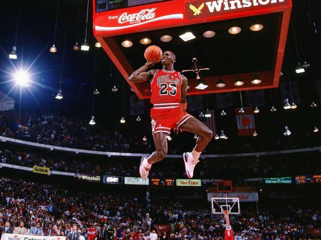 Se cumplen 30 años de la histórica clavada de Michael Jordan