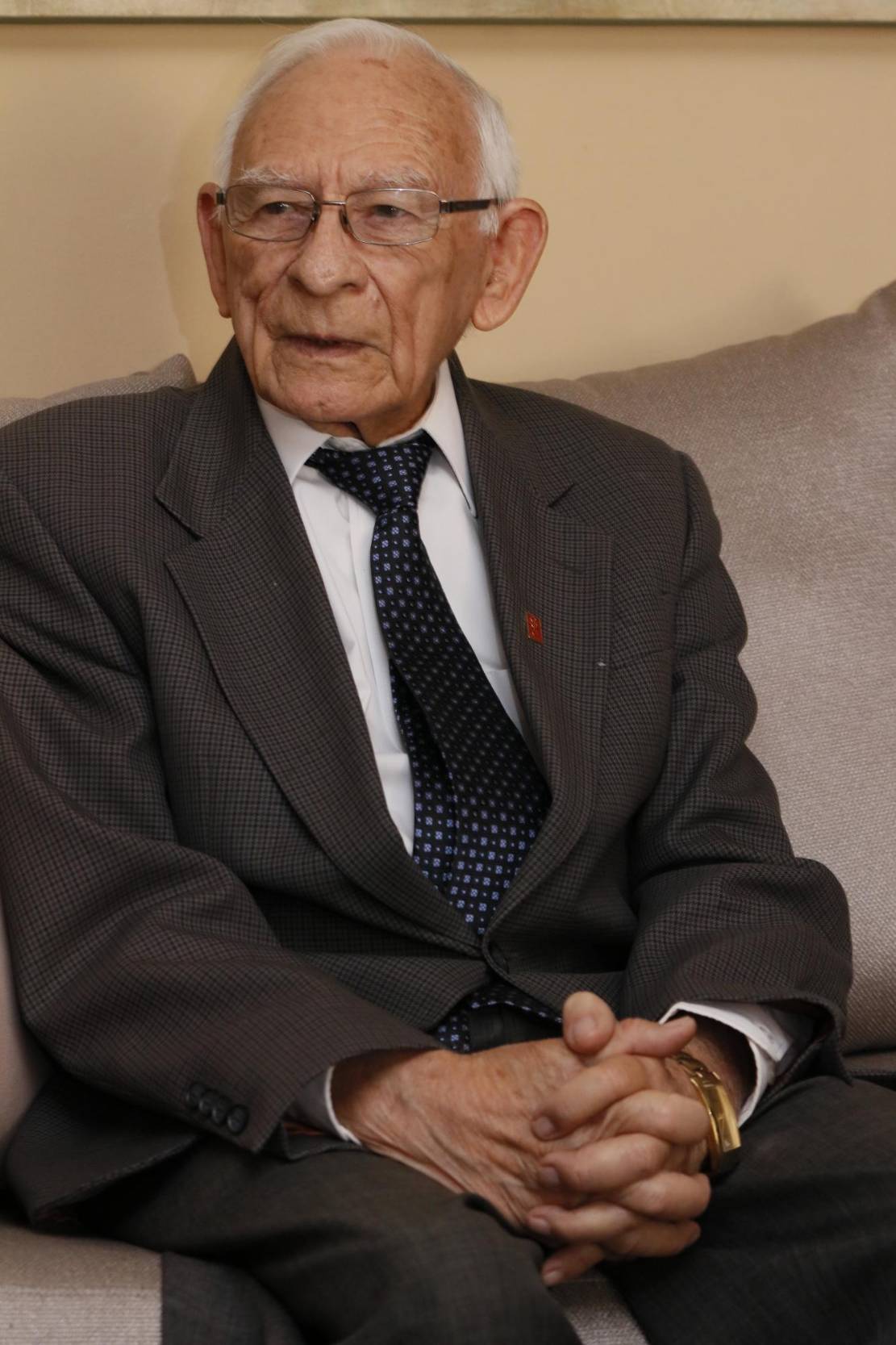 Coahuila: Dr David Adame Barajas, ejemplo de perseverancia, ha atendido ...