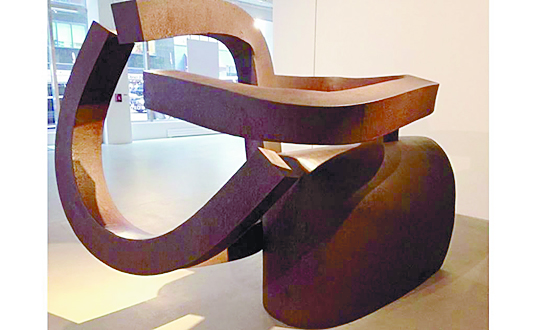 Londres expone la obra de Eduardo Chillida