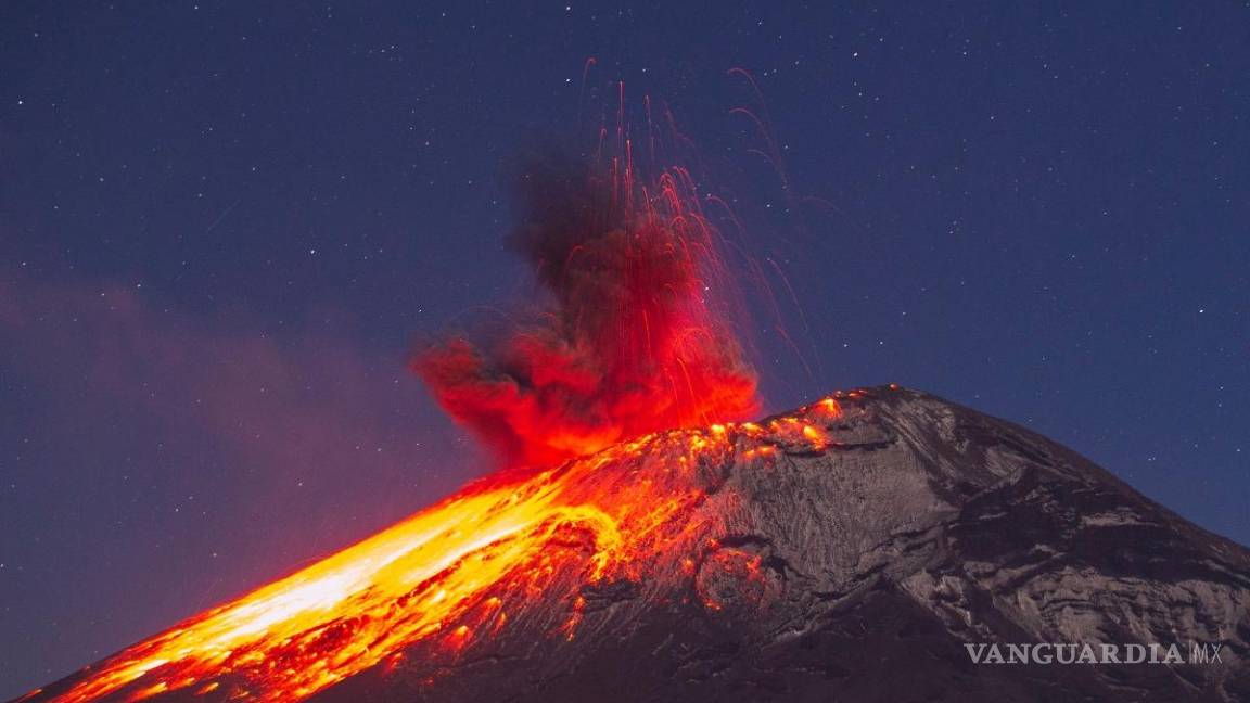 La impactante explosión del Popocatépetl... Alertan por incremento en ...