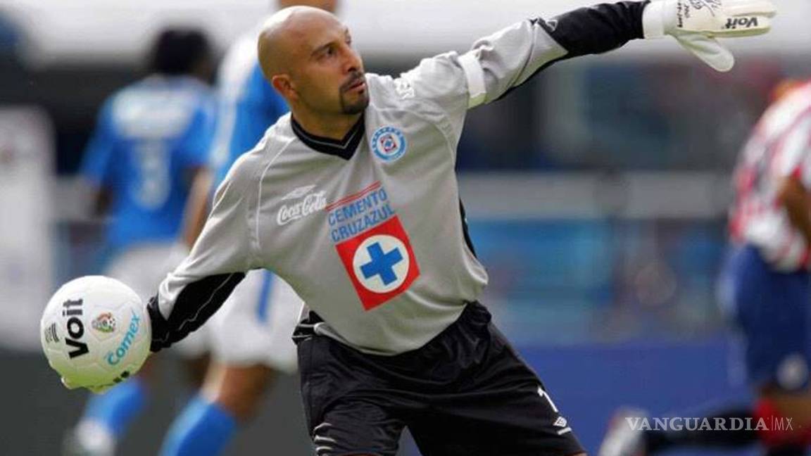 Regresa el 'Conejo' Pérez al Cruz Azul