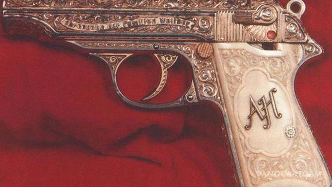 Subastan armas de Adolf Hitler y Sadam Hussein