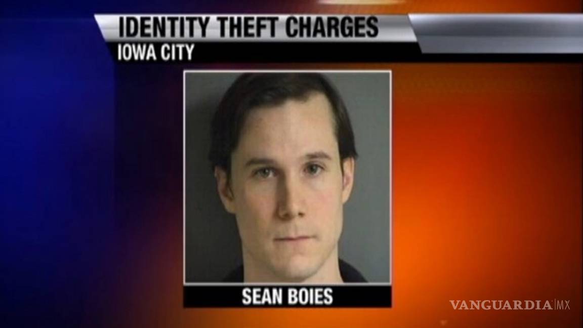 Se hizo pasar por agente de Victoria's Secret para ver mujeres desnudas