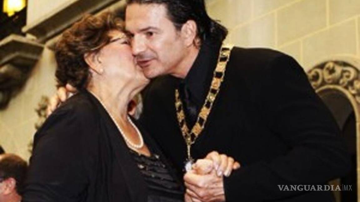Fallece la madre de Ricardo Arjona