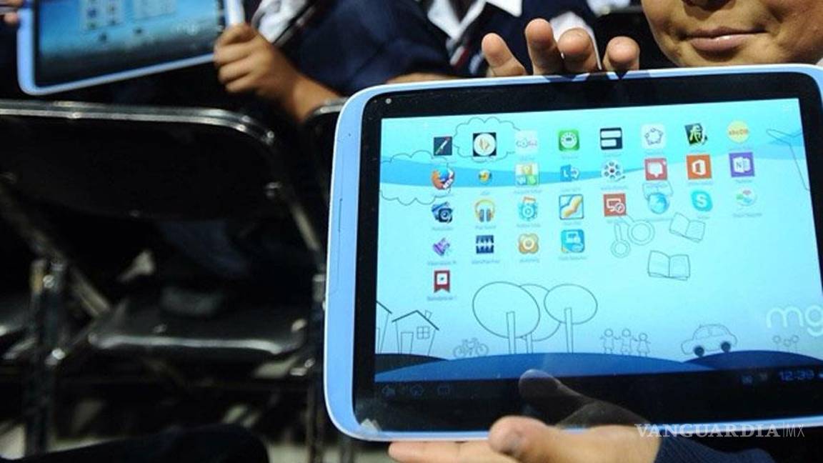 SEP entregará miles de tabletas... a escuelas sin luz