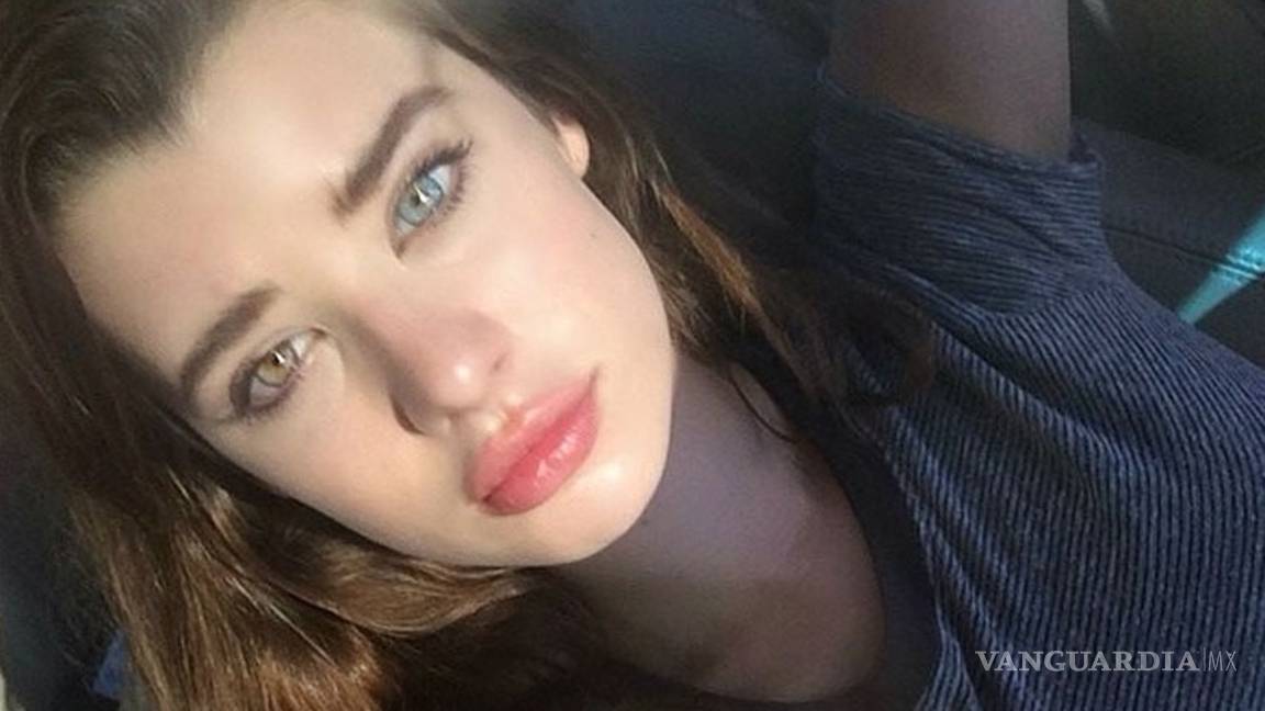 Krotchy, hermosa modelo que enamora las redes con sus ojos bicolor