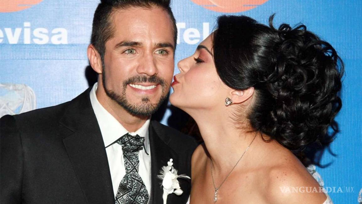 Captan a José Ron y Livia Brito muy acaramelados