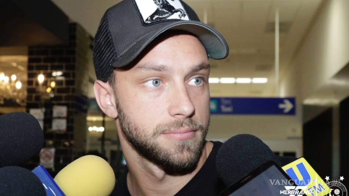 Los Tiburones Rojos son una 'calca' de los Cuervos de Nuevo Toledo (en ...