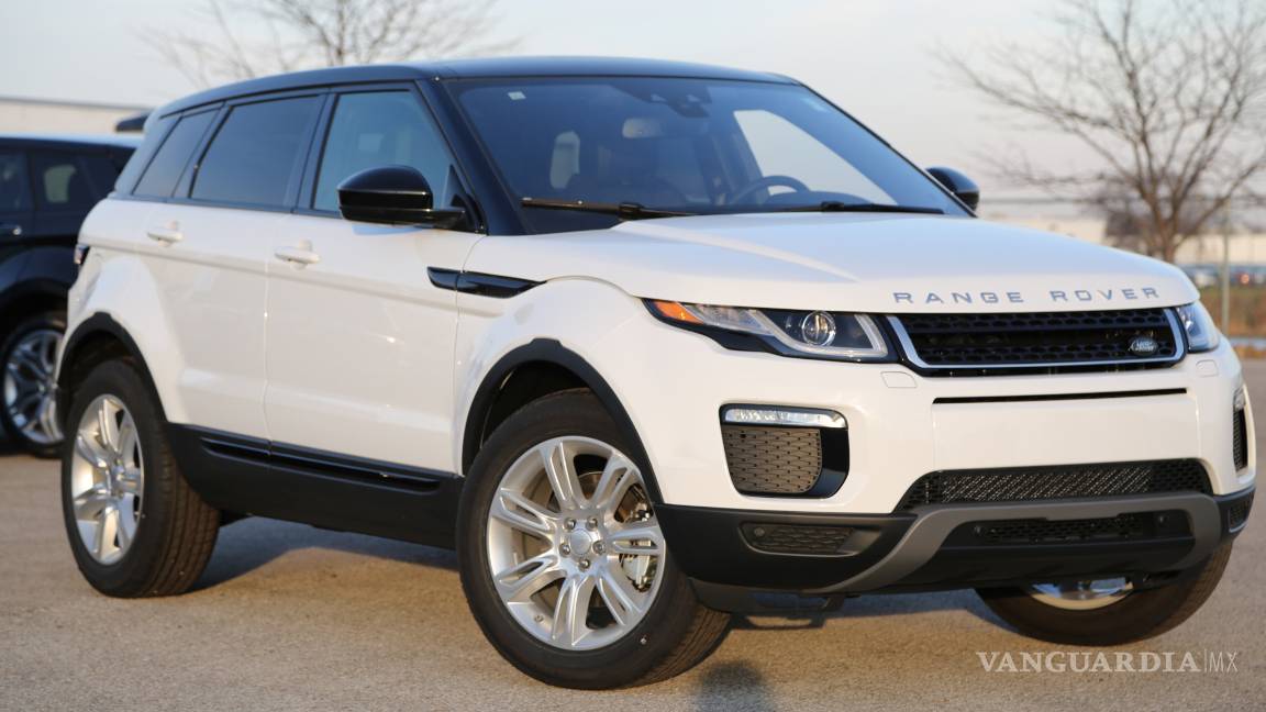 Celebra Land Rover en grande