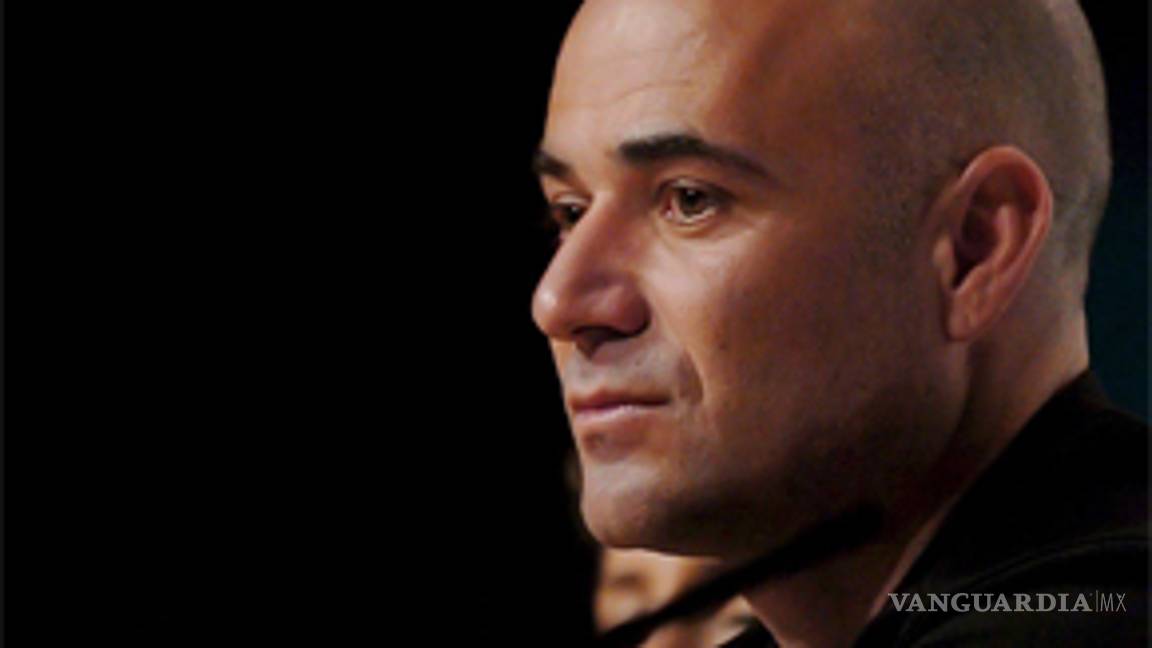 Agassi se siente liberado tras publicar su libro
