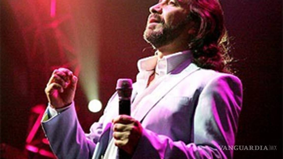 El Buki, artista latino de la década para Billboard