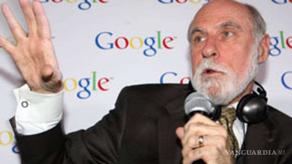 Creador de internet predice muerte de los medios impresos