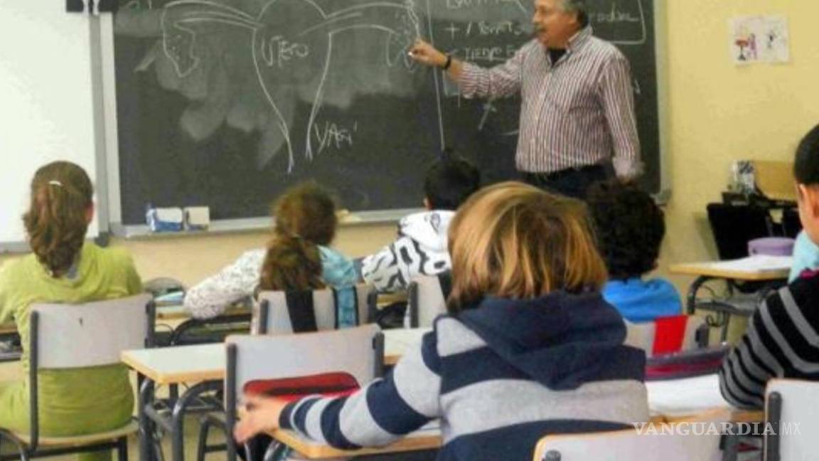 Acierto, quitar prejuicios en la educación: especialistas