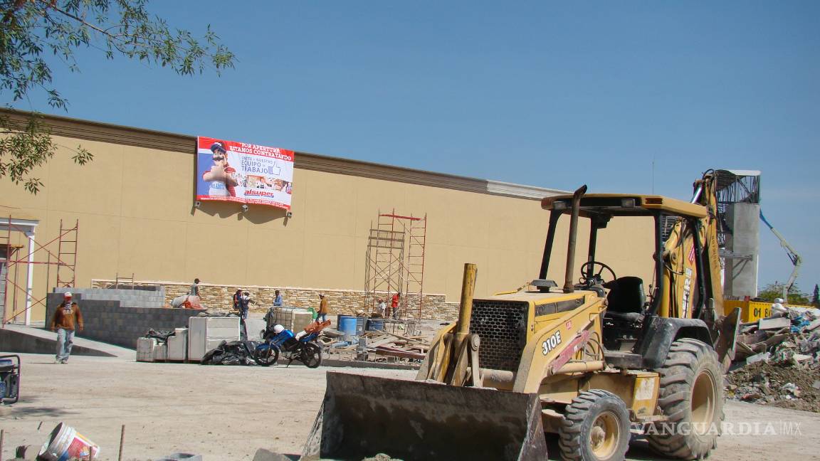 Inician contrataciones para una nueva tienda de supermercados en Saltillo