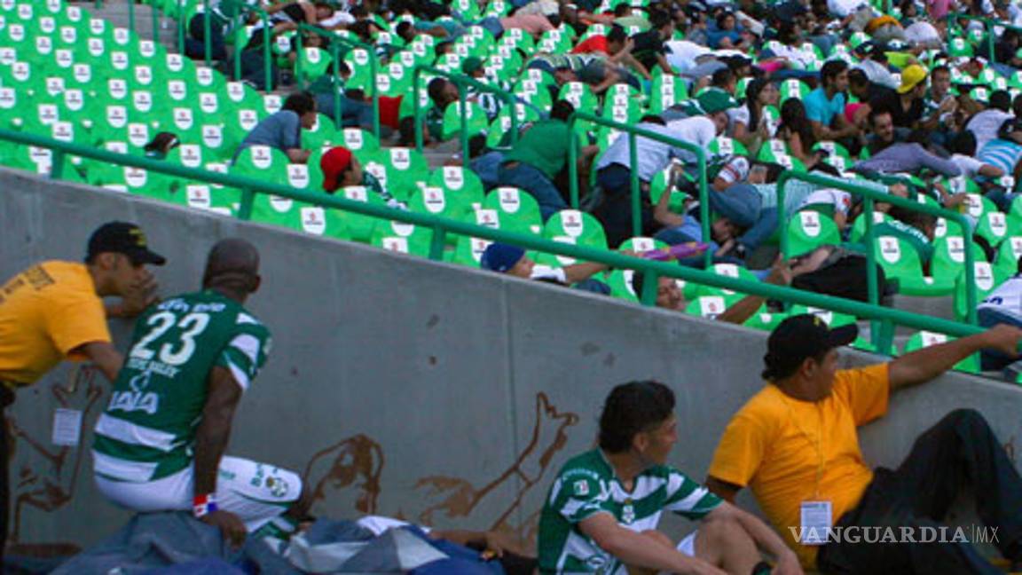 La violencia asusta al futbol mexicano: The New York Times