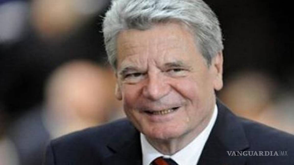 "La noche del pogromo nazi y la caída del Muro van de la mano": Gauck