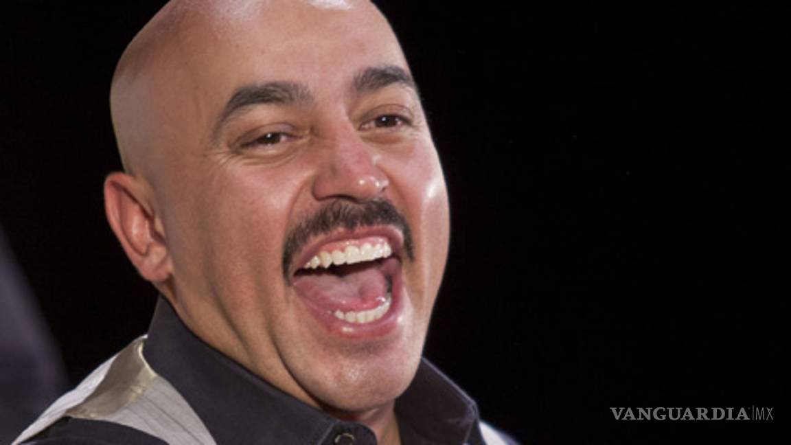 Lupillo sale del hospital y lo reciben con mariachi