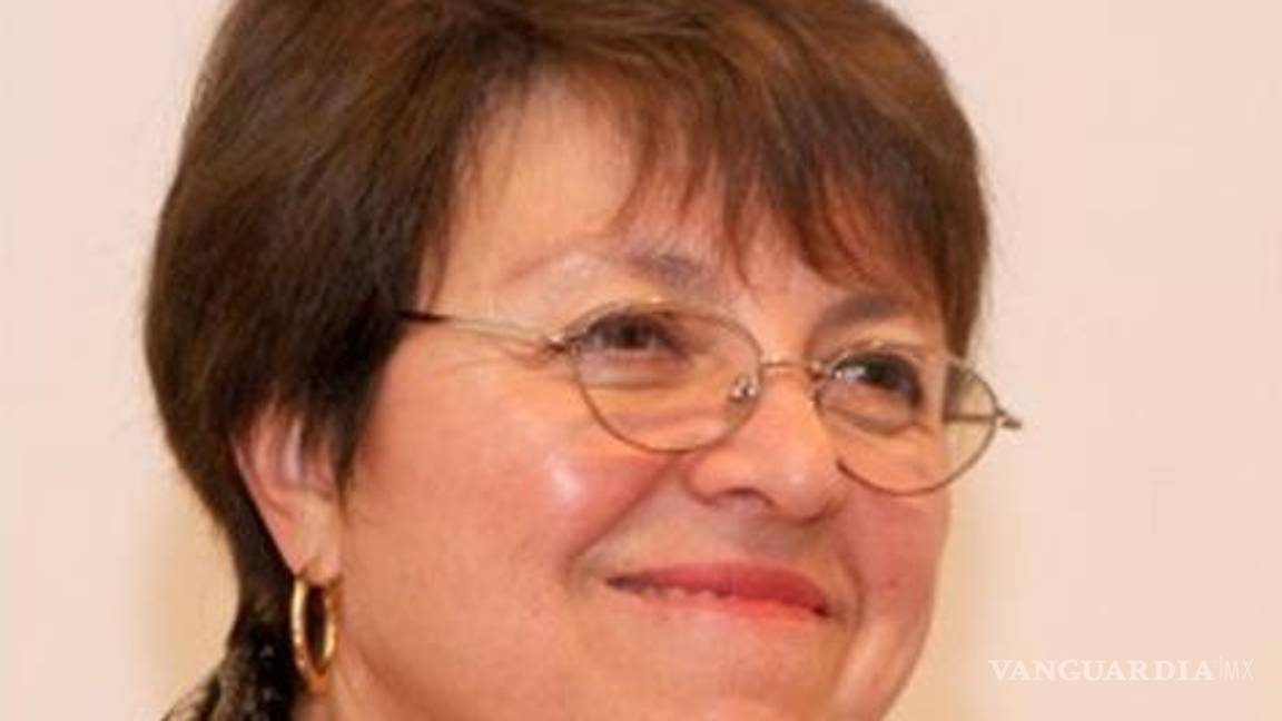 Elsa Cross, distinguida con la Medalla Bellas Artes