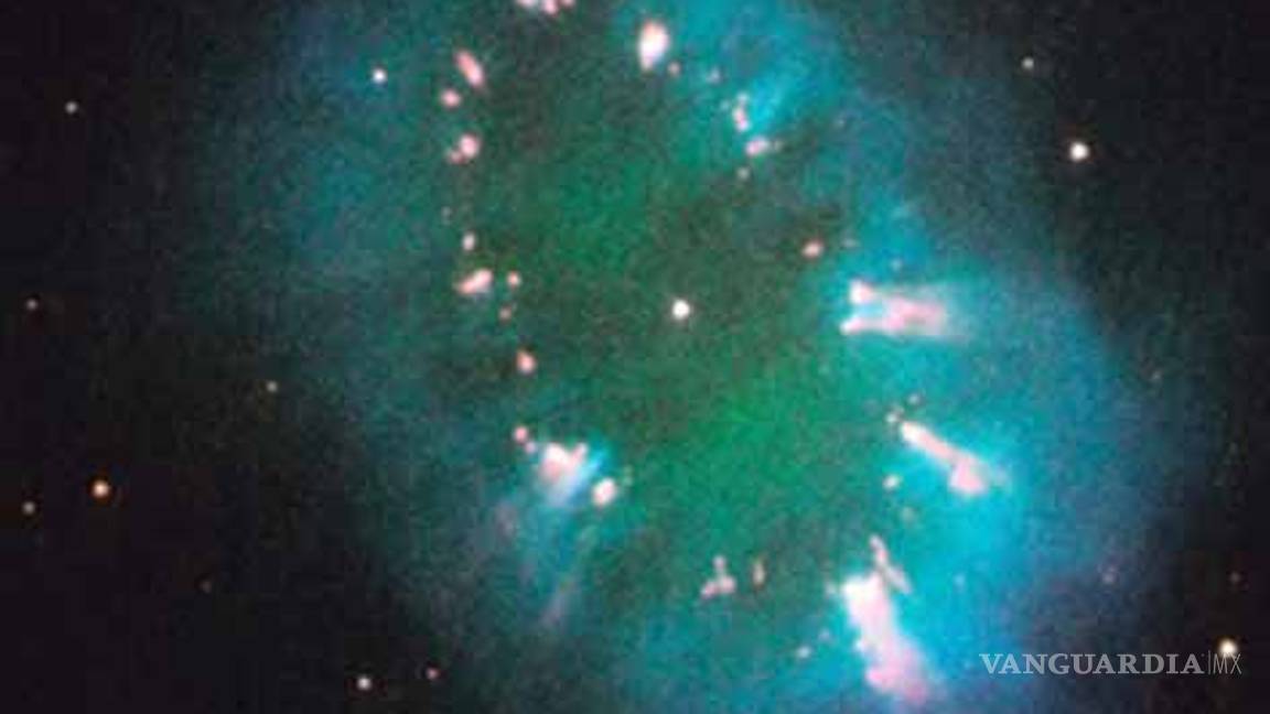 "Hubble" fotografía "collar cósmico" gigante