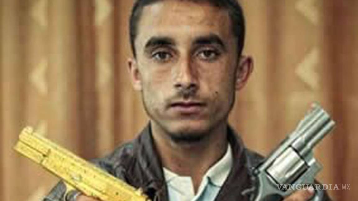 Despiden a rebelde libio que descubrió a Gaddafi