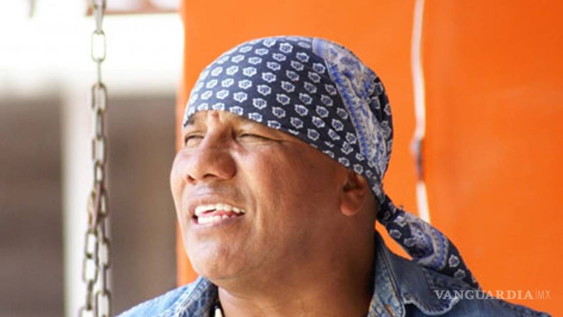 Lupe Esparza agradece que usen su nombre en cinta