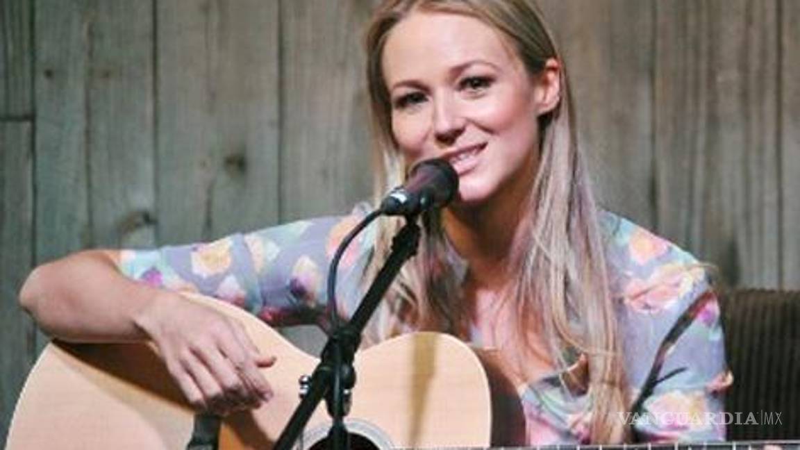 Jewel incluye un tema nuevo en su disco de grandes éxitos