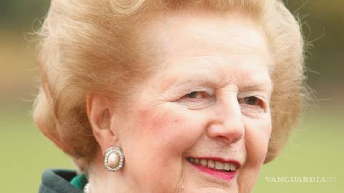 Subastan en Londres el legendario bolso de Margaret Thatcher