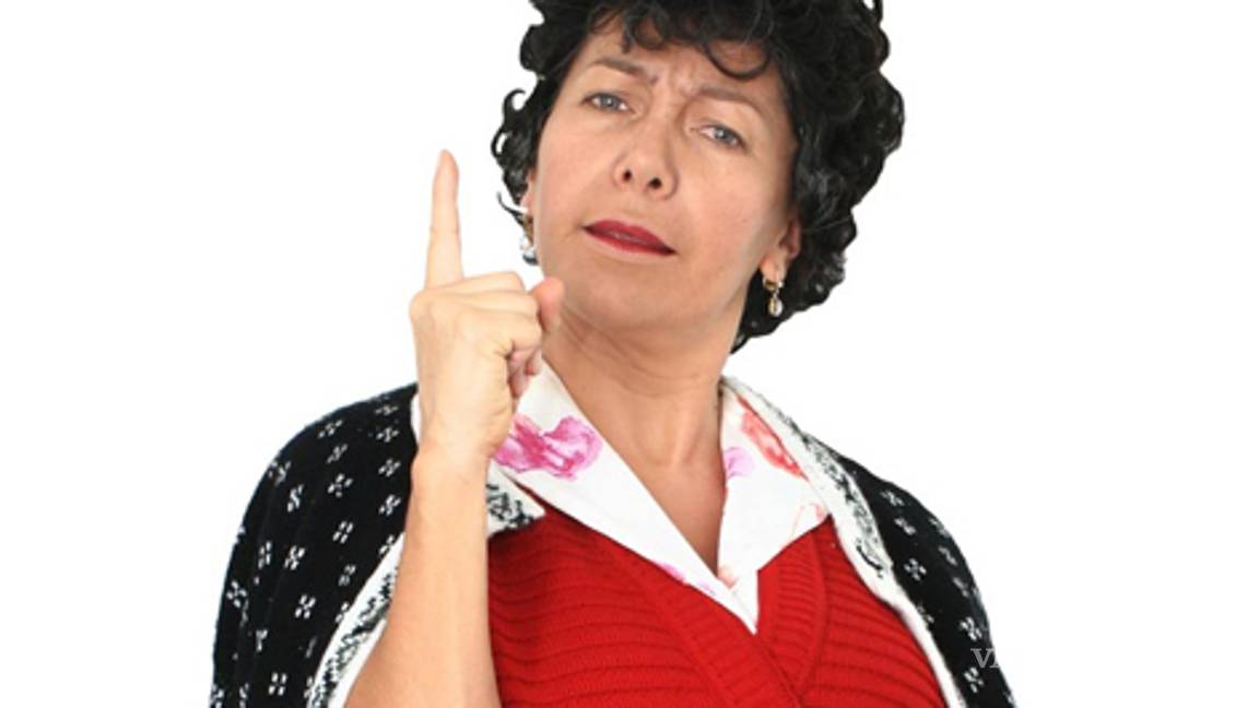 Doña Lucha, Brozo y Ponchito arrancan carcajadas en Teletón