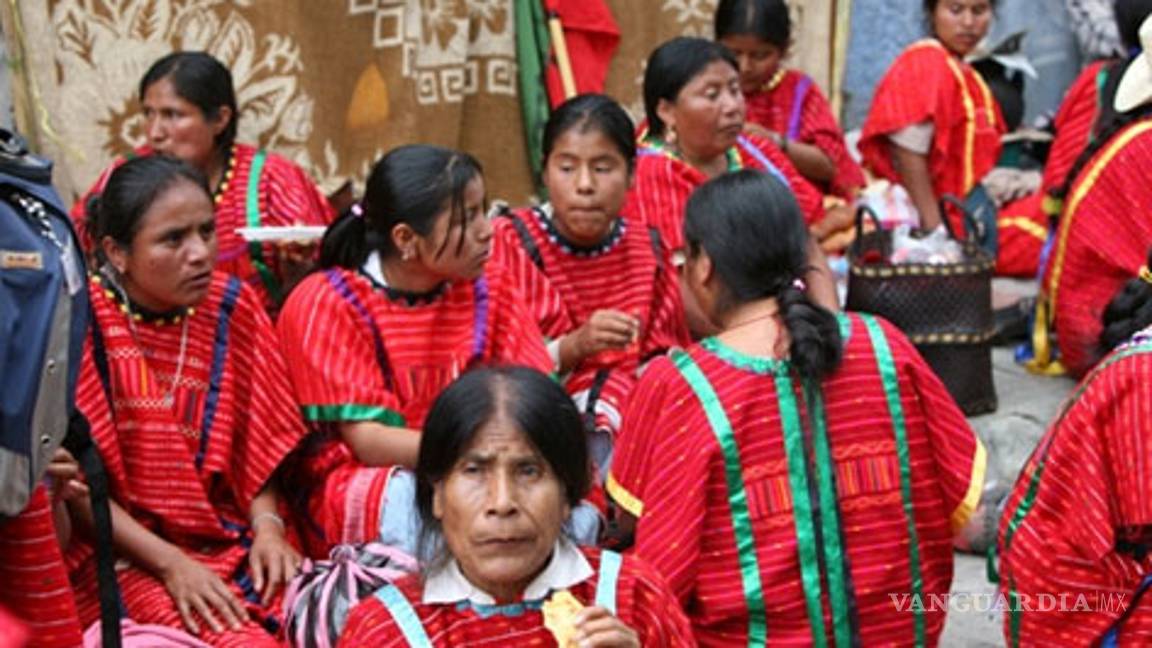 Indígenas triquis firman Acuerdo de Paz