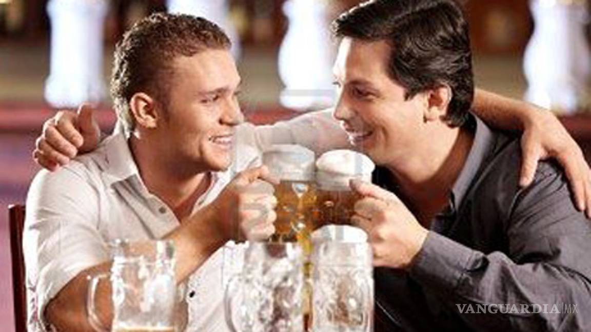 Lanzan una cerveza para gays