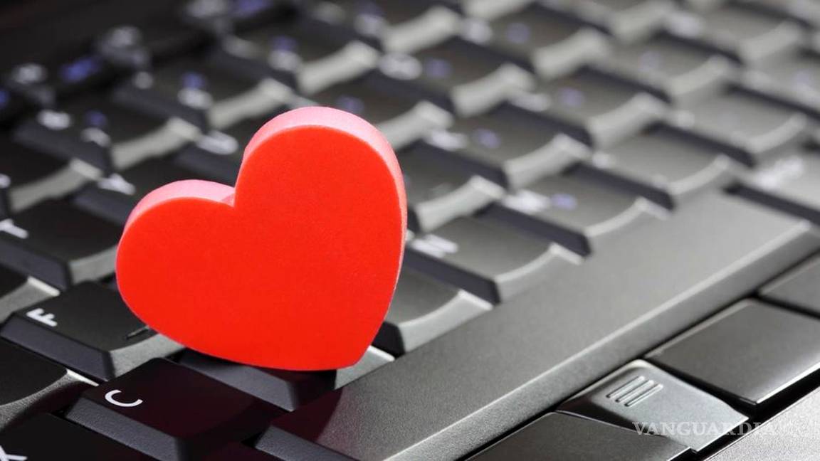 ¿Amor por Internet? Lee estas recomendaciones por tu propio bien