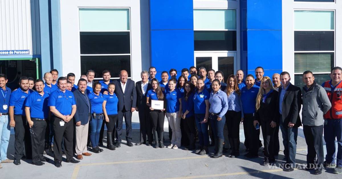 Phillips amplía su planta en Arteaga