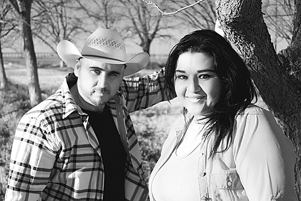 Llegan Efraín Castillo y Ale Zamora con 'Fuiste tú'