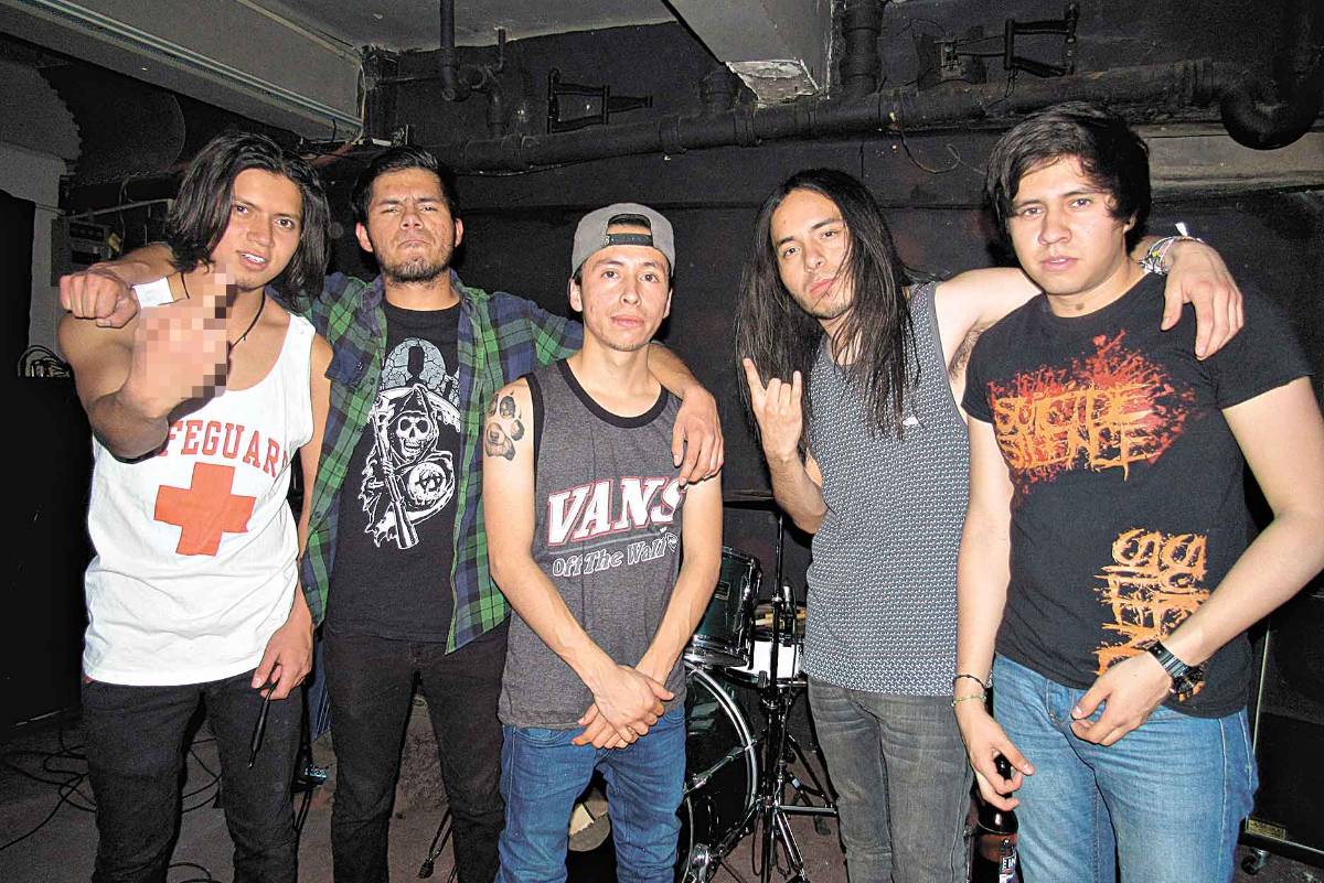 Infinite Forms: ruido y constancia infinitos