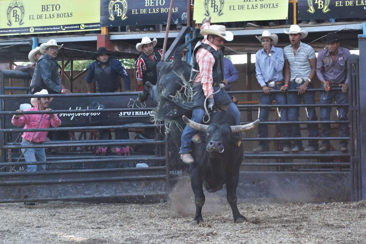 Saltillo brilla en Super Bull de Veteranos