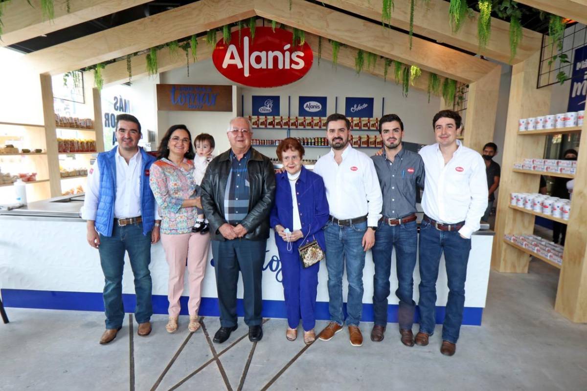 Fallece Lila Canales de Alanís, pilar de la familia de Empacadora ...