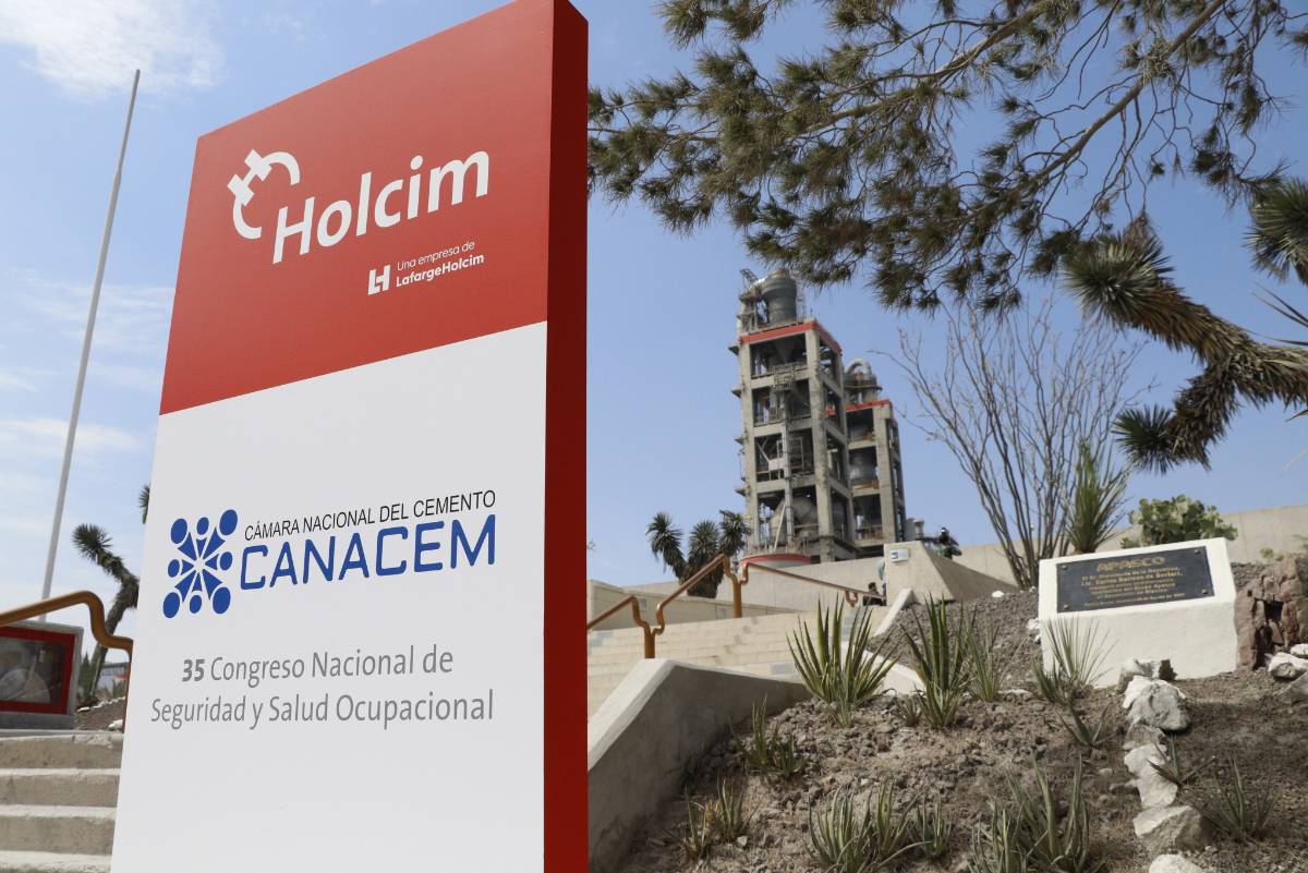 Inauguran 35 Congreso de Seguridad y Salud Canacem