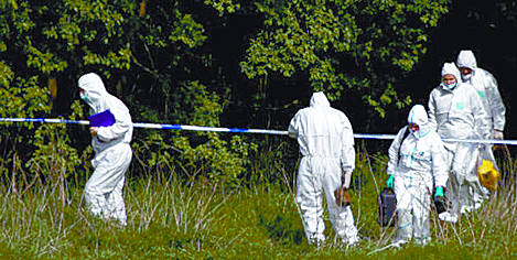 Hallan 105 cuerpos en una fosa de Cuautla