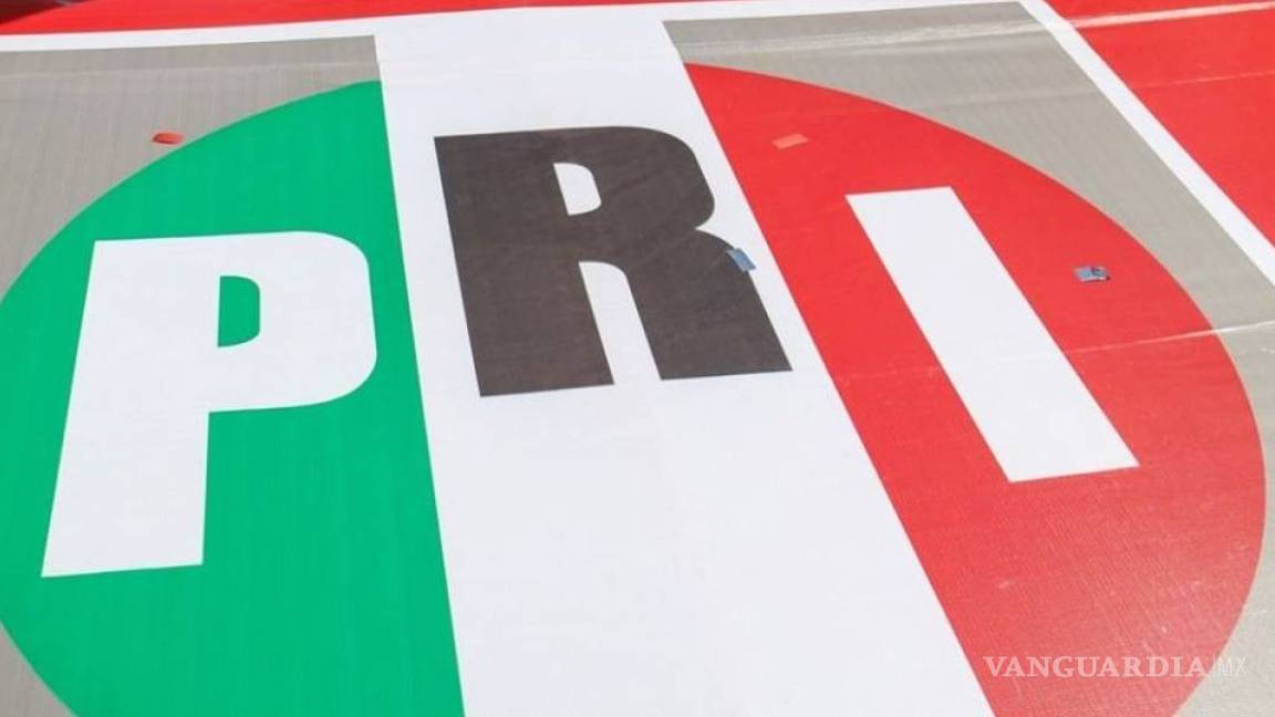 Promueven iniciativa para quitarle al PRI los colores de la bandera