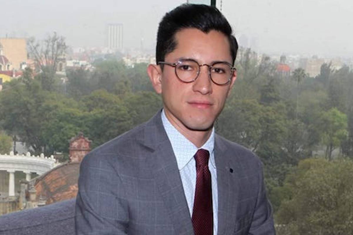 Nombran a Roberto Velasco nuevo director general para América del Norte