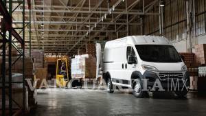 Llega a México la RAM ProMaster 2023; es fabricada en la Planta ...