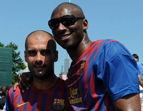 Kobe Bryant reta a Lionel Messi