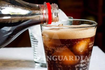 ¿Tomas Coca-Cola o Pepsi todos los días?... así es como afecta a tu ...