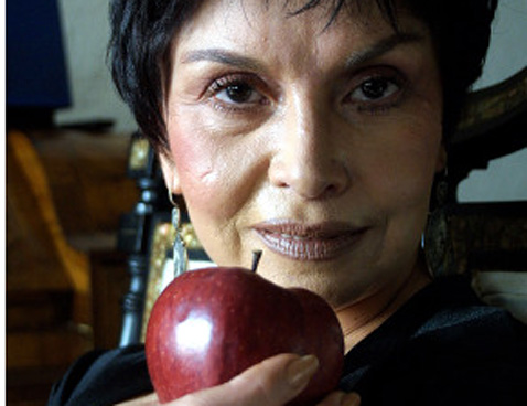 Celebra Martha Chapa 40 años de trayectoria