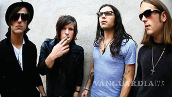 Obtienen Grammy Kings of Leon y Stephen Colbert