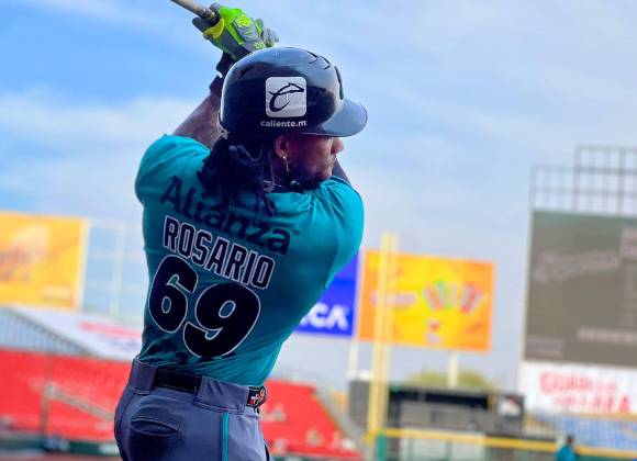 Rainel Rosario es el capitán de la nave