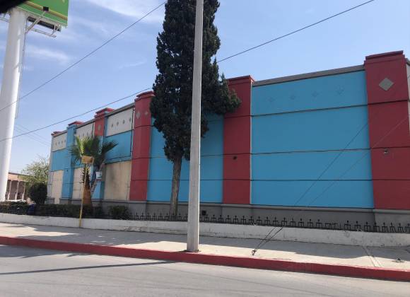 Remodelan en Saltillo local donde estaba Vips