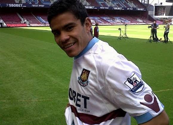 Pablo Barrera le da título al West Ham sobre el Dépor de Guardado