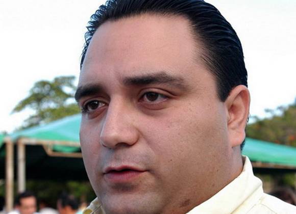 Borge Angulo se deslinda de caso "Greg"